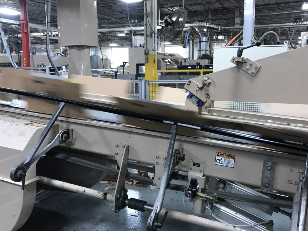Box, Carton & Paper Conveyor Belts | MIR Inc.